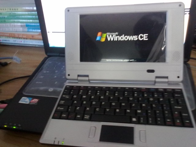 惊现Windows CE笔记本 - Kwx Blog